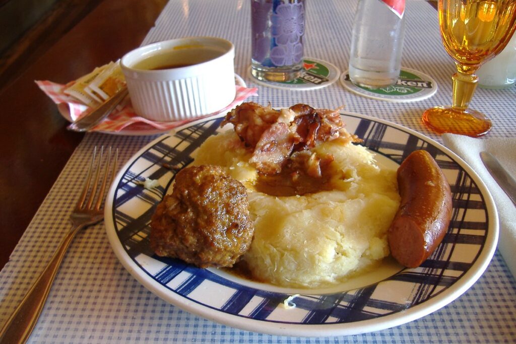 A Taste of Tradition: Exploring the Traditional Food of Netherlands ...