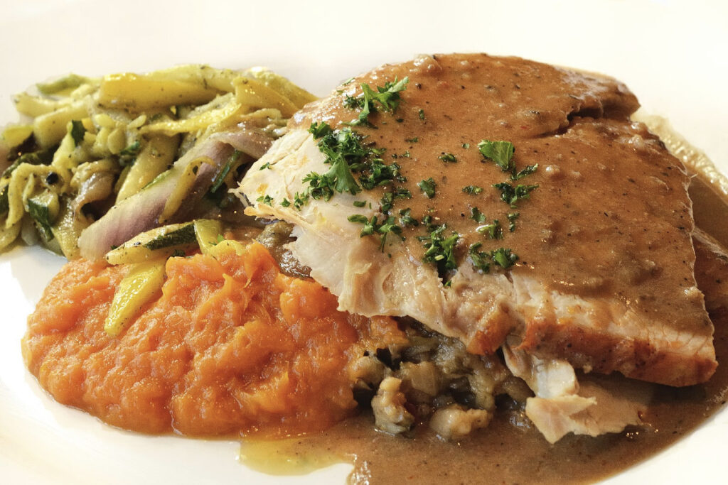 A Taste of Americana: Exploring the Traditional Food of United States ...